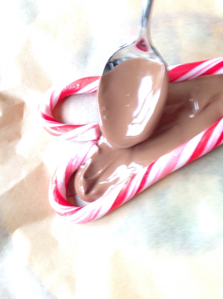 Candy Cane Chocolate Hearts: Cute & Easy Gift to Make | Mini Yummers